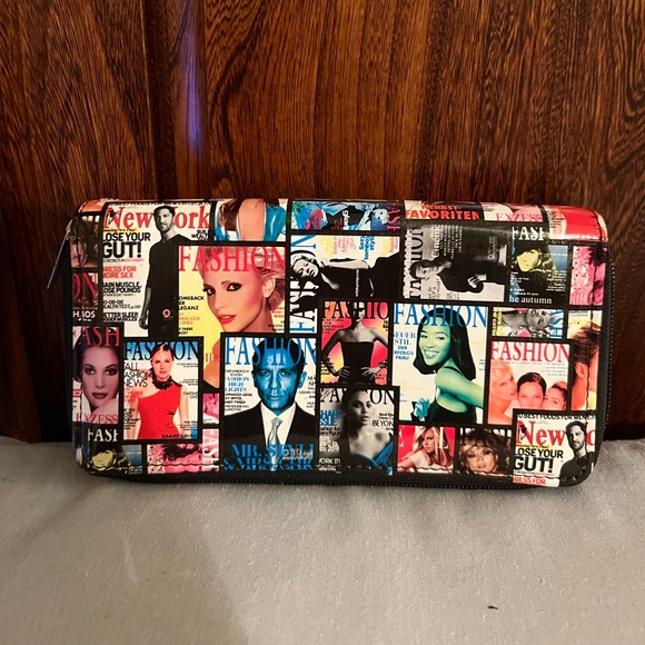 Fashion Magazine | Bags | Fashion Magazine Wallet Colorful Mini Fashion ...